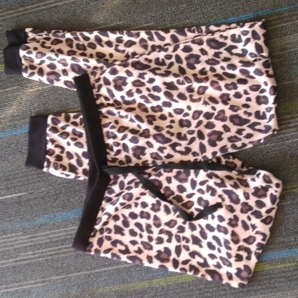 Bobbie Brooks | Intimates & Sleepwear | Bobbie And Brooks Leopard Print ...
